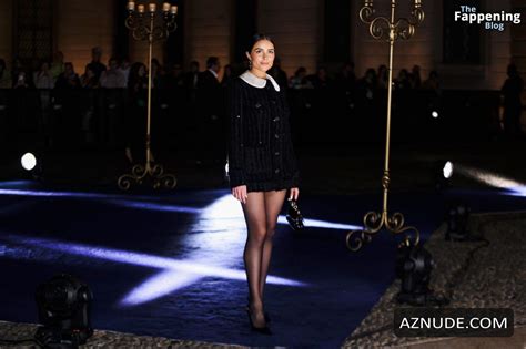 Olivia Culpo Flaunts Her Sexy Legs At The Dolce And Gabbanas 40th