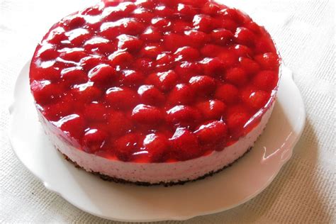 Erdbeer Sahne Torte Rezept Einfach Einfache Erdbeer Sahne Torte Von