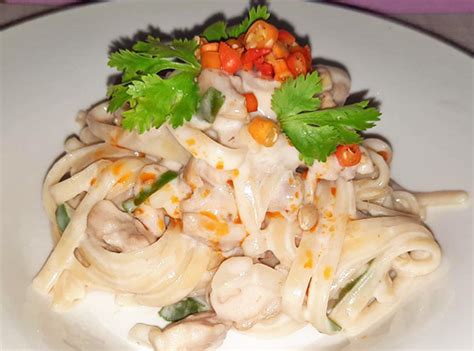 ความคิดเห็น สปาเกตตีซอสต้มข่าไก่ รสเข้มข้น หอมมันครบเครื่อง