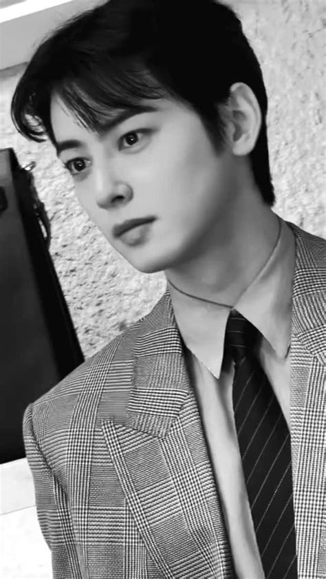 이로하 ㆍ 오~차은우 카리스마😍😍😍 은우야 액션물만 찍자 키스신 이런거 지지야🙄 Chaeunwoo 차은우 Astro 아스트로 Instagram