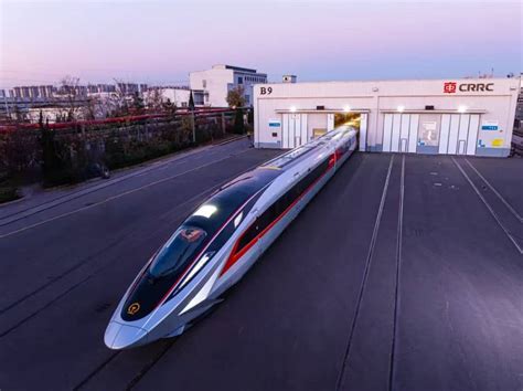 全球最快高铁列车CR450动车组样车由中国中车旗下公司生产 技术 系统 牵引