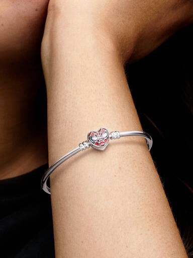 Pandora Moments Marvel Spider Man Mask Clasp Bangle Sterling Silver
