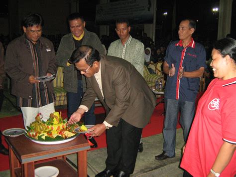 Armed Dan Reny Kdi Meriahkan Malam Pentas Seni Rw Batamindo Marumpa