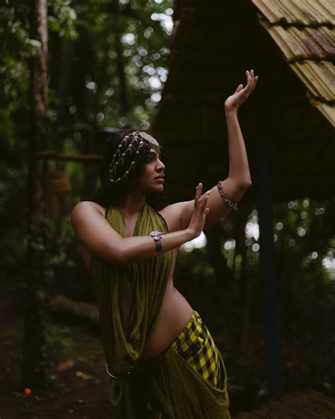 Rima Kallingal Viral Photoshoot Photos 005