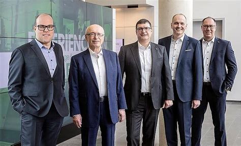 Vom Uni Projekt Zum Weltkonzern 40 Jahre INIT In Karlsruhe