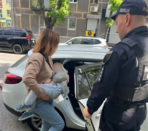 Ukraynada 19 Yaşındaki Anne 2 Yaşındaki Oğlunu Satmaya çalışırken