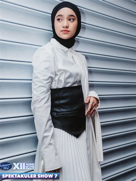 8 OOTD Hijab Anak Muda Simple Dari Cut Syifa Hingga Nabila Taqqiyah