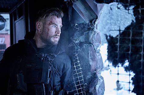 クリス・ヘムズワース主演「タイラー・レイク」シリーズ第3弾、早くも制作決定 映画ニュース 映画com