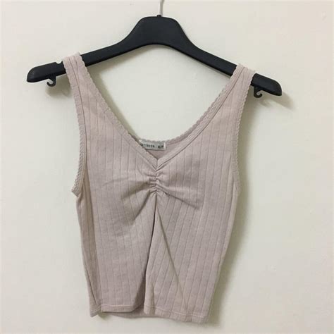 V Neck Singlet Naked Pink Women S Fashion Tops Sleeveless On Carousell