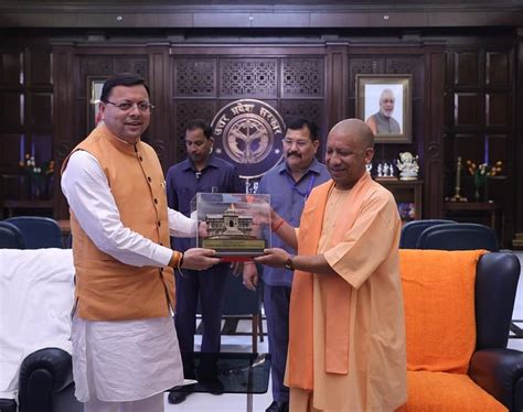 Uttarakhand Chief Minister Dhami Met Cm Yogi In Lucknow Will Hold Road
