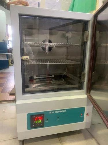 laboratory bod incubator model name number 22 size 2 cft to 16 cft