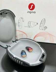 Signia Silk 3px Click CIC Hearing Aids Paramedic Supply