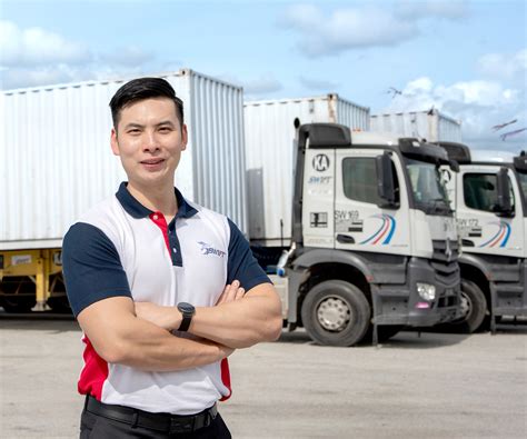 Loo Yong Hui Group Ceo Of Swift Haulage Berhad
