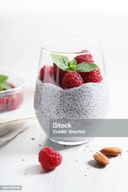 Chia 씨앗 아몬드 푸딩 우유 0명에 대한 스톡 사진 및 기타 이미지 0명 건강한 생활방식 건강한 식생활 Istock