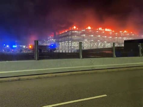 London Luton Airport Suspends All Flights After Large Fire Wat News