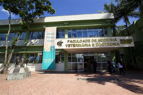 Fachada da Faculdade de Medicina Veterinária e Zootecnia FMVZ USP