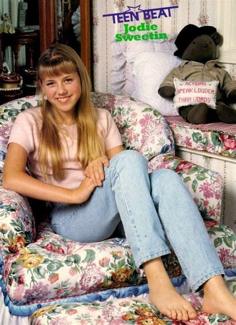 Stephanie And Mr Bear Stephanie Tanner Photo 14831037 Fanpop