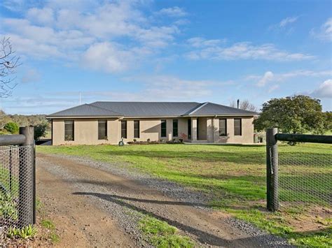 326 Emu Creek Road Emu Creek Vic 3551 Au