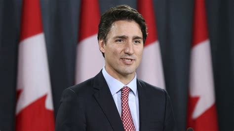 Canadian Pm Justin Trudeau Welcomes Immigrants Day After Trump Signs