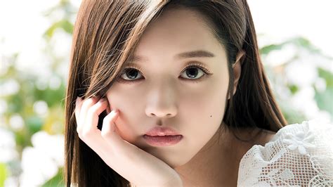 유아 Hd Wallpapers