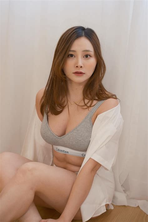 IG 一po呢輯相跌10個followers 果然無人中意肚腩仔 我體脂高難操4舊腹肌 呢度有無叻人識P 腹肌