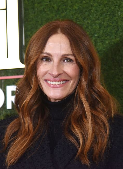 D Ulija Roberts I U Najjednostavnijoj Kombinaciji Izgleda Sjajno Ena Rs