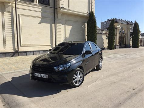 Тонировка стекол и фар автомобиля Lada Vesta 🦈 avtoshark.com
