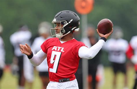 Michael Penix Jr Names His Top 5 Favorite Qbs Of All Time