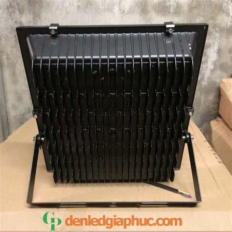 Đèn pha LED 200w 5054 IP66 hàng đẹp giá sỉ lẻ