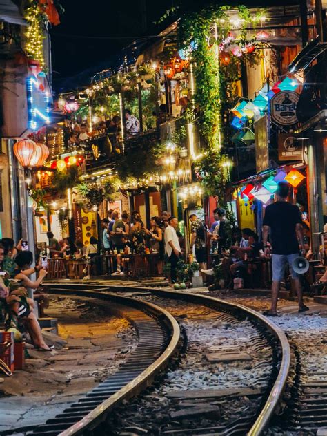 How To Visit Hanoi Train Street Schedule Tips And How To Get There