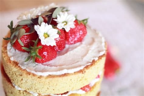 Recette Layer Cake Fraises Coco Sans Gluten Ni Lactose