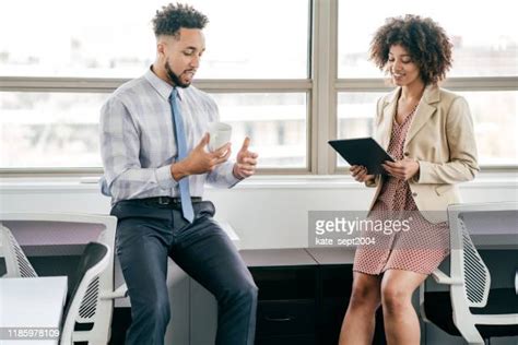 Interviewer Checklist Photos And Premium High Res Pictures Getty Images