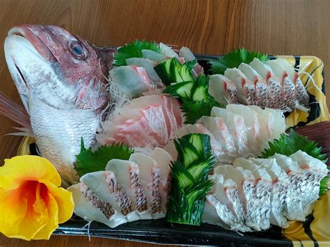 あおまさ on Twitter RT ax2a 孫のお食い初め 刺身いっぱい切ったよ 昔取った杵柄 カツオが好き