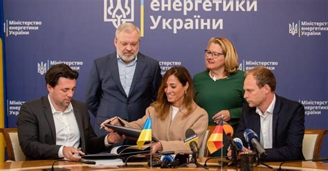 Німеччина надасть Україні грант для відновлення енергосистеми