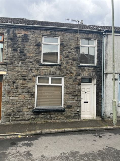 Barbara Rees Estate Agents Serving Cardiff South Wales And The Valleys With Branches In