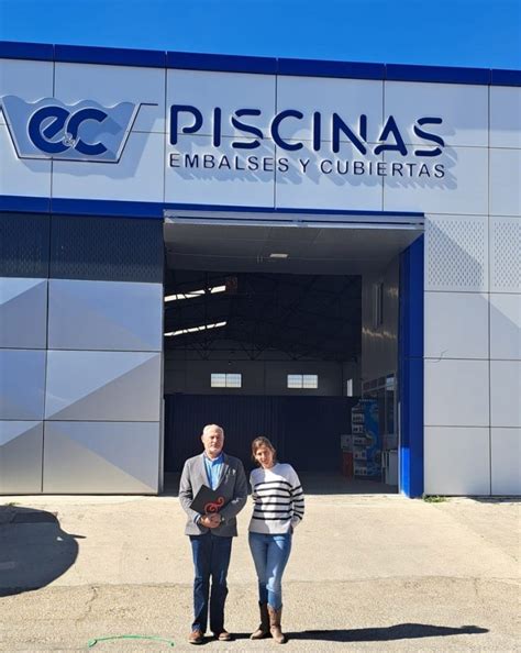 asecom refuerza su compromiso con las empresas asociadas con la visita