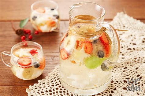 フルーツポンチのレシピ・作り方｜レシピ大百科（レシピ・料理）｜【味の素パーク】 乳酸菌飲料（希釈用）やりんごを使った料理