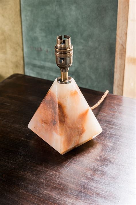 Small Alabaster Lamp 8841 Retrouvius