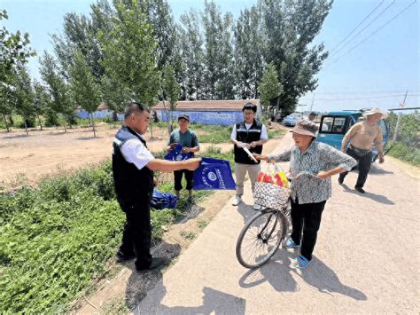 莒南县岭泉镇开展“安全生产月”宣传系列活动应急群众人人