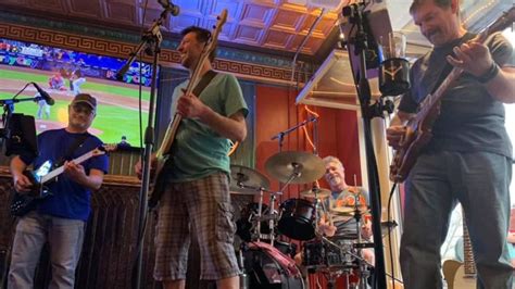 Performances In The Park Barefoot Bobby And The Breakers Concert