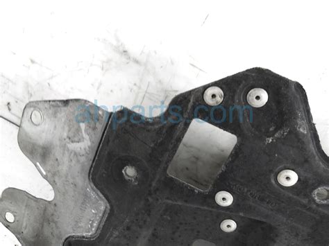 Sold 2018 Infiniti Q60 Rear Under Body Center Floor Cover 74811 1mg0c