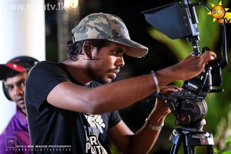 හිරු ටීවී තුළින් ඔබේ ආලින්දයට ගෙන ආ මව් ගුණ ගීතය සසර සෙවණැලි පොහෝදා