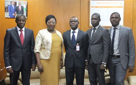 Dette Publique Le Trésor Public ivoirien partage son expérience avec le Togo DIRECTION