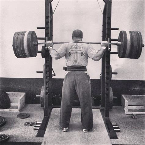 Powerlifting Squat Raw
