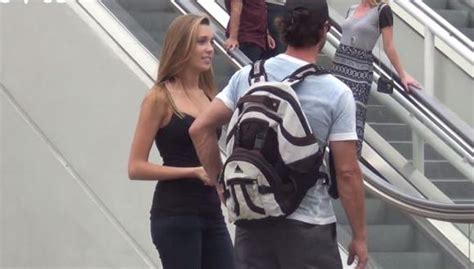 Qu Pasa Cu Ndo Una Mujer Pide Tener Sexo A Hombres Video Redes Sociales El Comercio Per