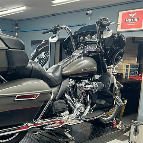 Filtro De Ar Vance Hines Modelo VO2 Falcon Cromado M8 Softail 2018