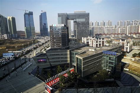 進擊的貴州：大數據反腐、雲平台扶貧，經濟窮省的「彎道逆襲」｜端傳媒 Initium Media