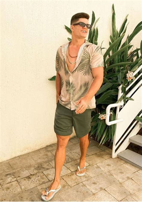 Summer Beach Outfits For Men