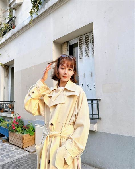 トリンドル玲奈さんのインスタグラム写真 トリンドル玲奈instagram「夜9時で この明るさ🇫🇷 🍃」5月30日 21時05分