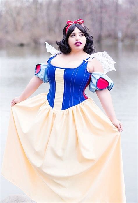 Snow White By Cinvon Quinzel Snow White Cosplay Snow White Disney